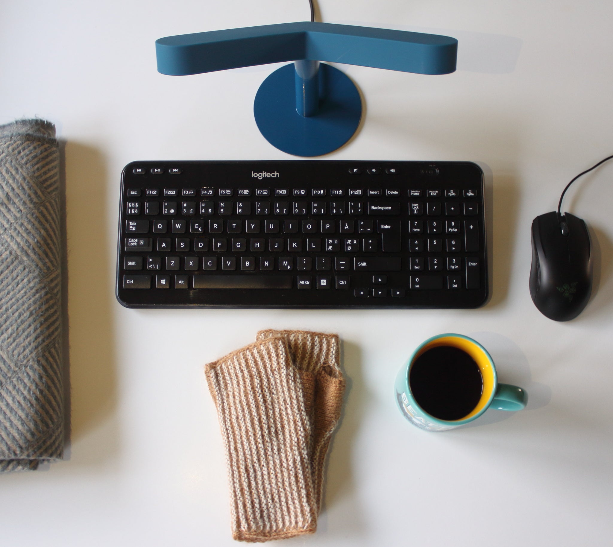 VARME LED Keyboard Heater - Instant Heat | The Writer's Glove